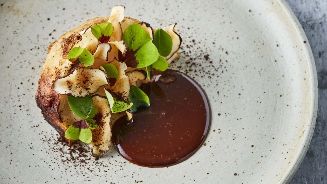 Céleri-rave rôti au mole de chocolat et au gingembre - Recette